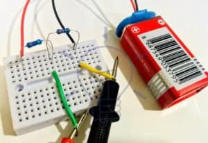 Voltage Divider Rule Calculator - VDR Examples & Applications